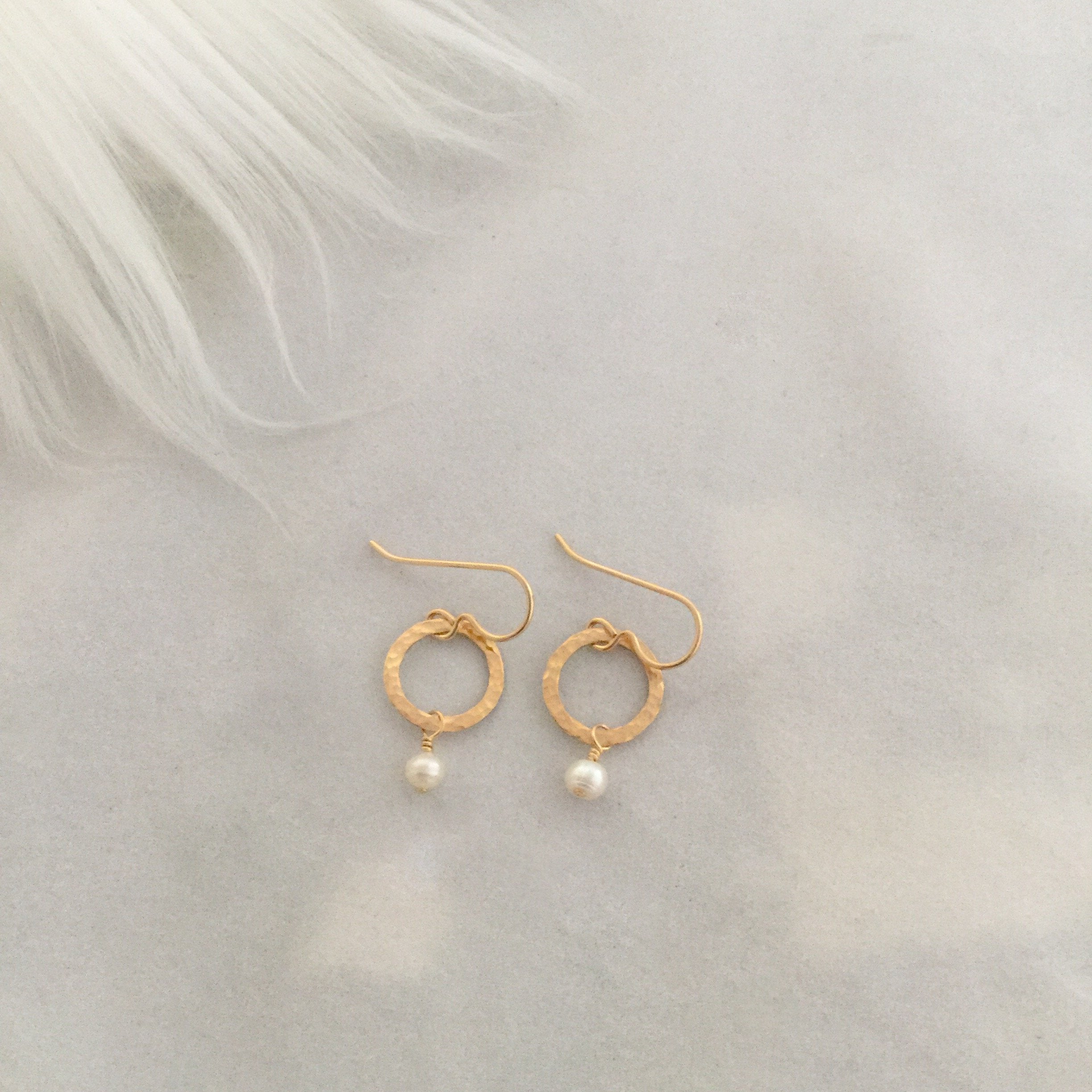 Mini Hoops with Pearl – Jennifer Engel Designs